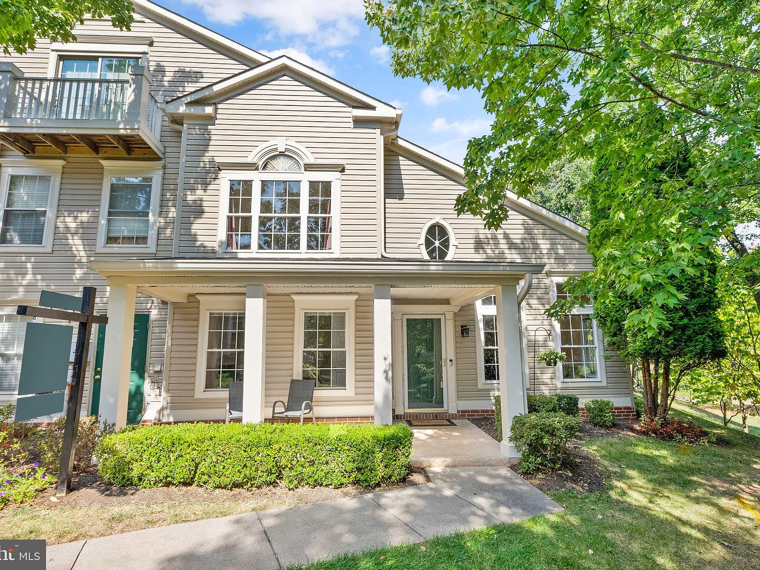 20384 Alderleaf Ter, Ashburn, VA 20147 | Zillow