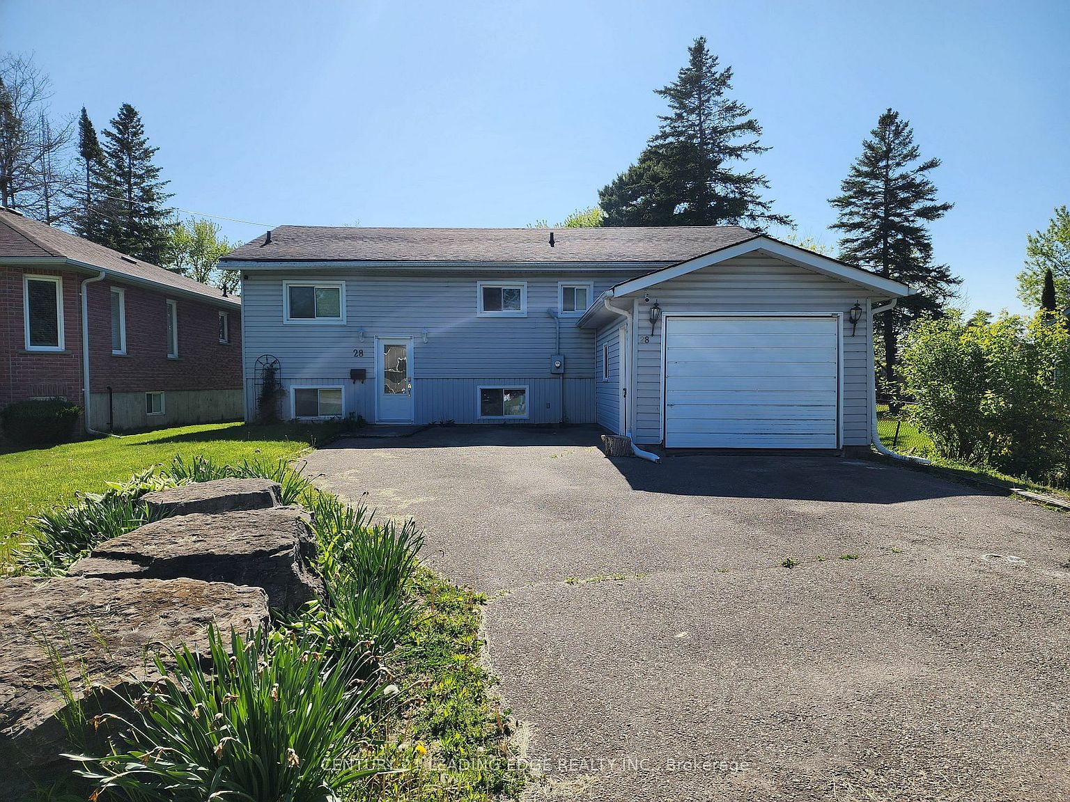 28 Canal St, Georgina, ON L4P 1K5 | Zillow