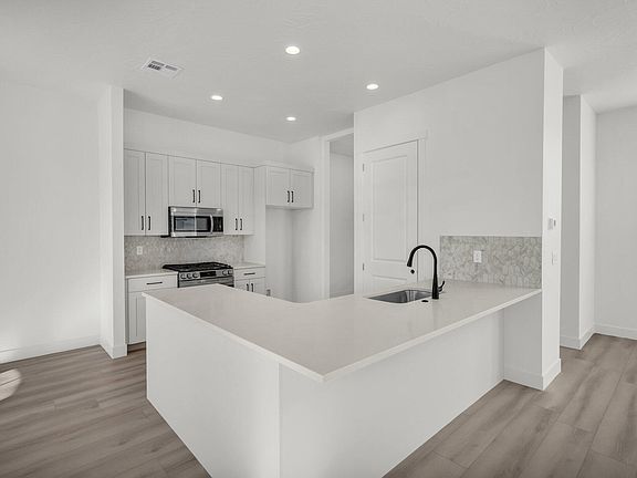 668 W Emerald Point Dr, Saint George, UT 84790 | Zillow