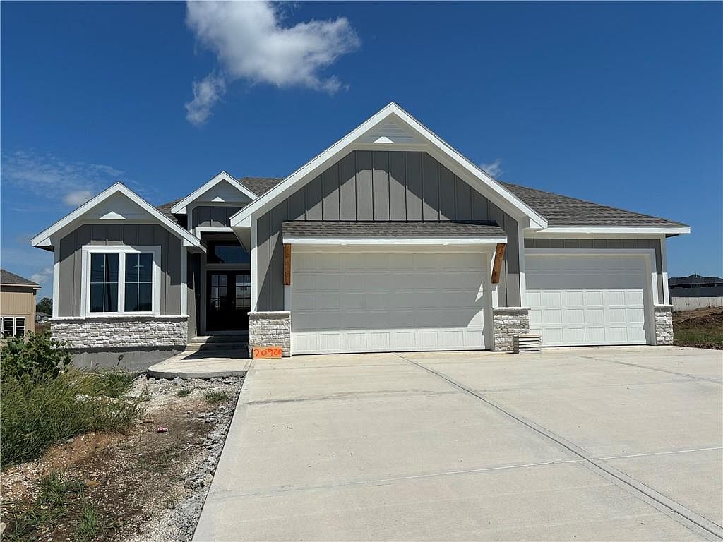 20920 W 188th Ter, Spring Hill, KS 66083 | Zillow