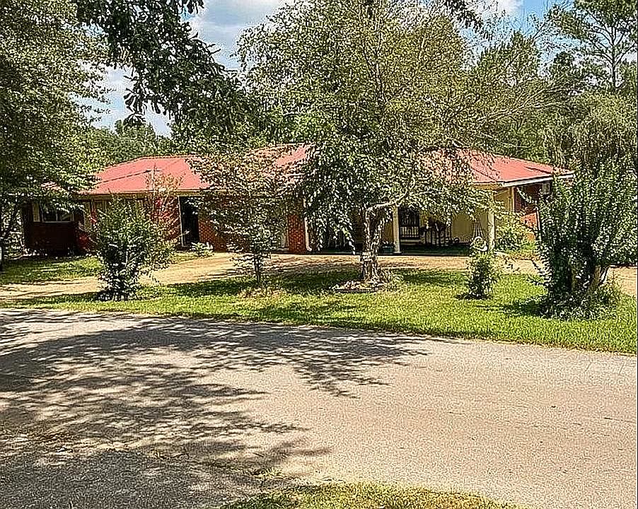 221 8th St NE, Red Bay, AL 35582 | MLS #521006 | Zillow