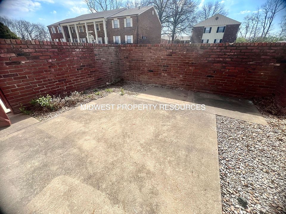 Unity Villa Apartments - Building 2 - 911-929 NW Colbern Rd Lees Summit ...