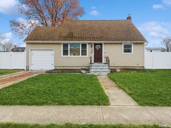 11714 Real Estate - 11714 Homes For Sale | Zillow