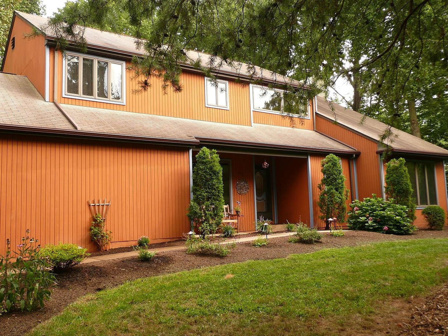 537 Shearer St, North Wales, PA 19454 | Zillow