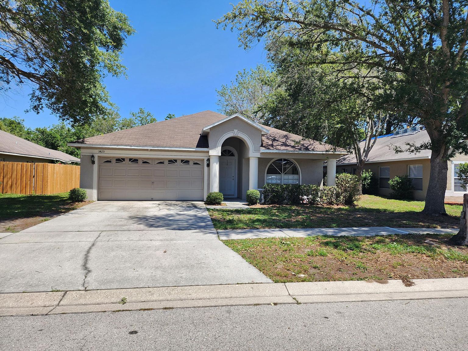 1423 Lake Shore Ranch Dr, Seffner, FL 33584 | Zillow