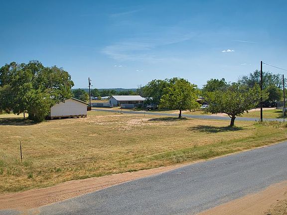 631 Gooch Ave, Mason, TX 76856 | MLS #88921 | Zillow