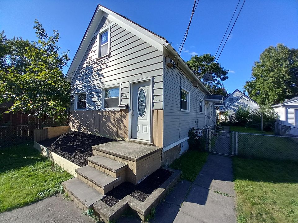 1166 E 61st St #1, Cleveland, OH 44103 | Zillow