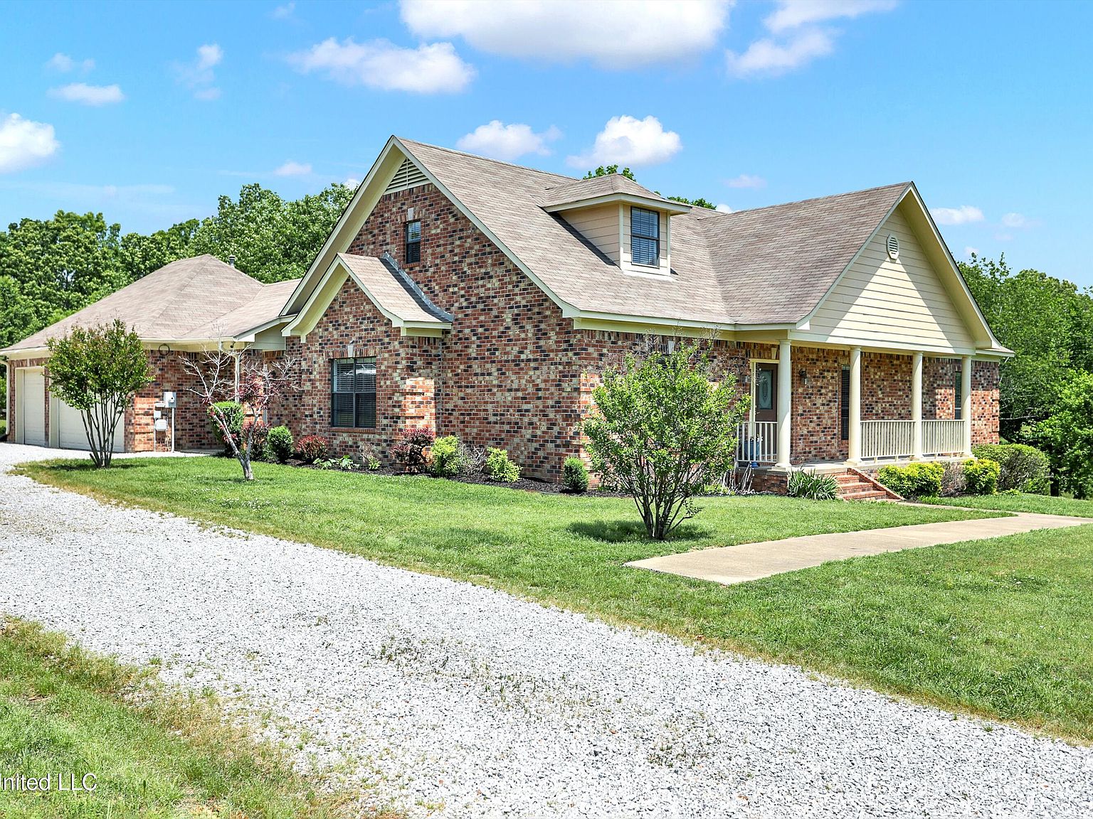 12860 Pine Crest Dr, Olive Branch, MS 38654 | MLS #4084942 | Zillow