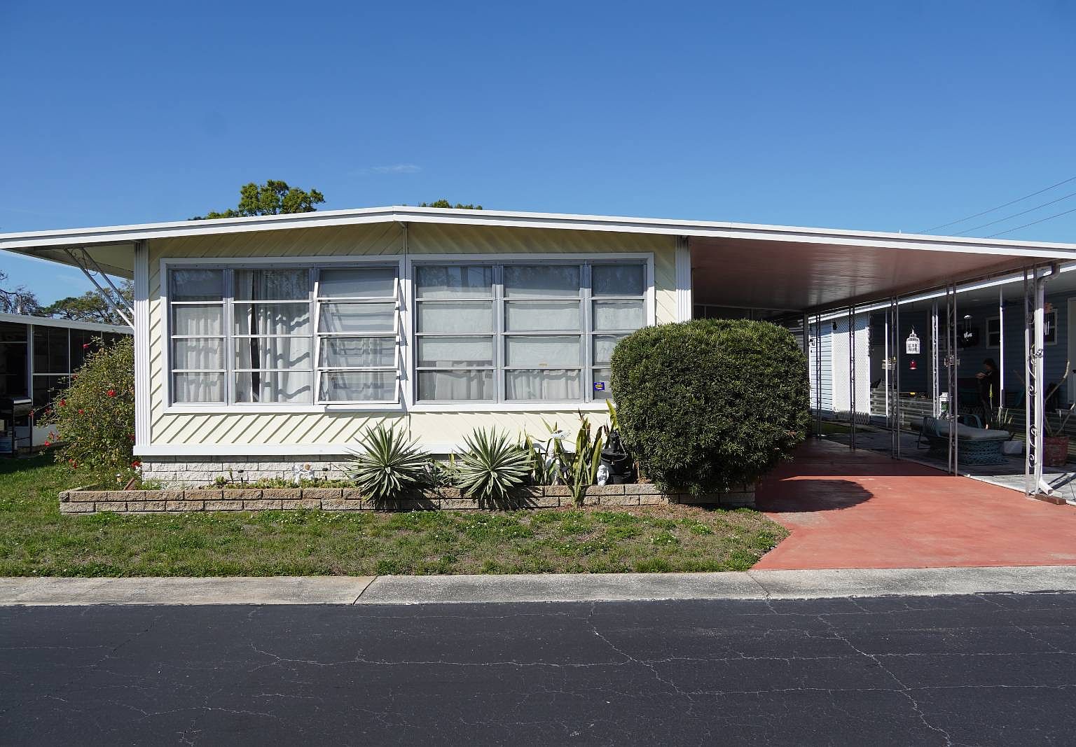 5145 E Bay Dr #204, Clearwater, FL 33764 | MLS #11442876 | Zillow