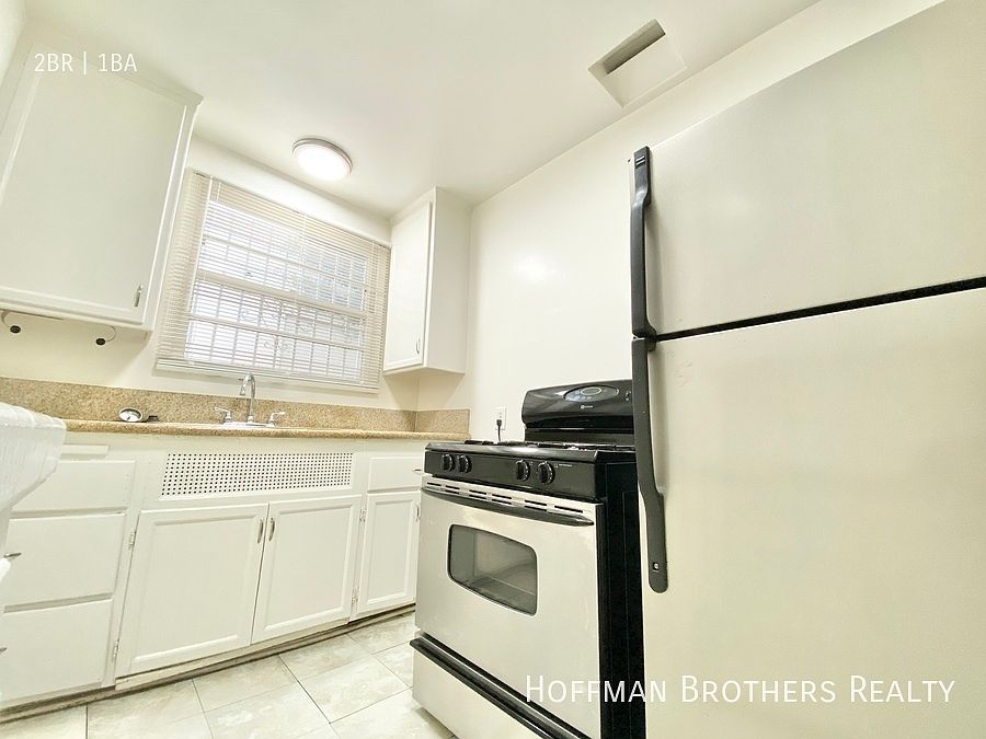10388 Holman Ave #1, Los Angeles, CA 90024 | Zillow