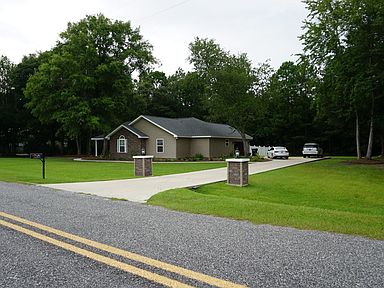 57 Brandon St, Baxley, GA 31513 | Zillow