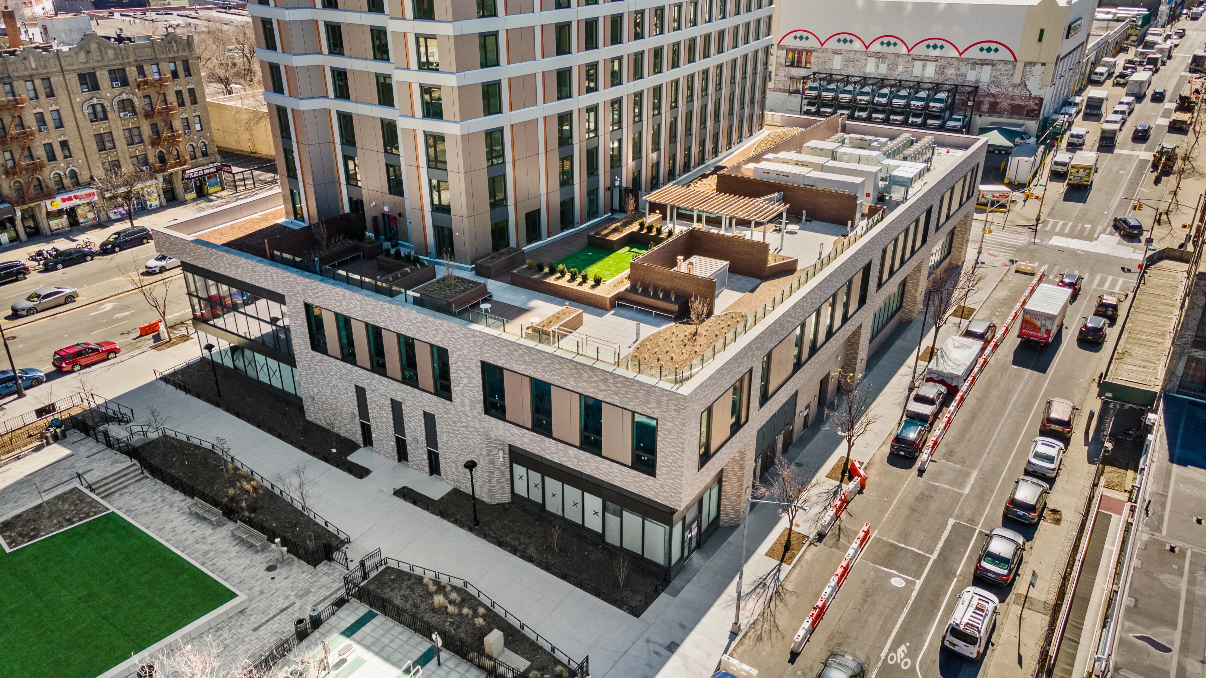 425 Grand Concourse in Mott Haven : Sales, Rentals, Floorplans | StreetEasy