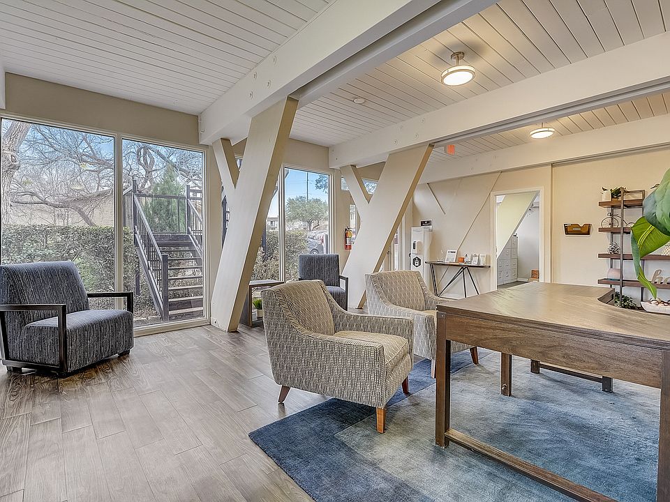 Lakefront Villas Apartments - 900 W Spring Valley Rd Richardson TX | Zillow