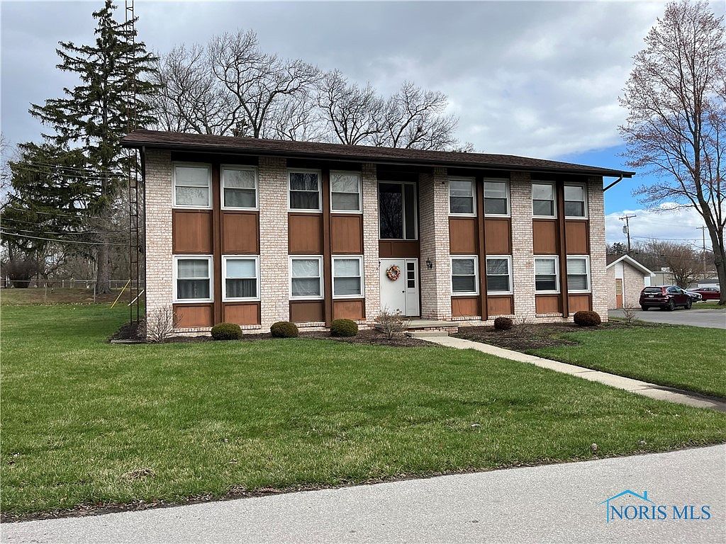 5951 Cemetery Rd, Whitehouse, OH 43571 | Zillow