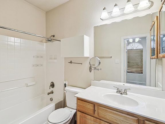 4517 Country Creek Dr, Dallas, TX 75236 | MLS #20465371 | Zillow
