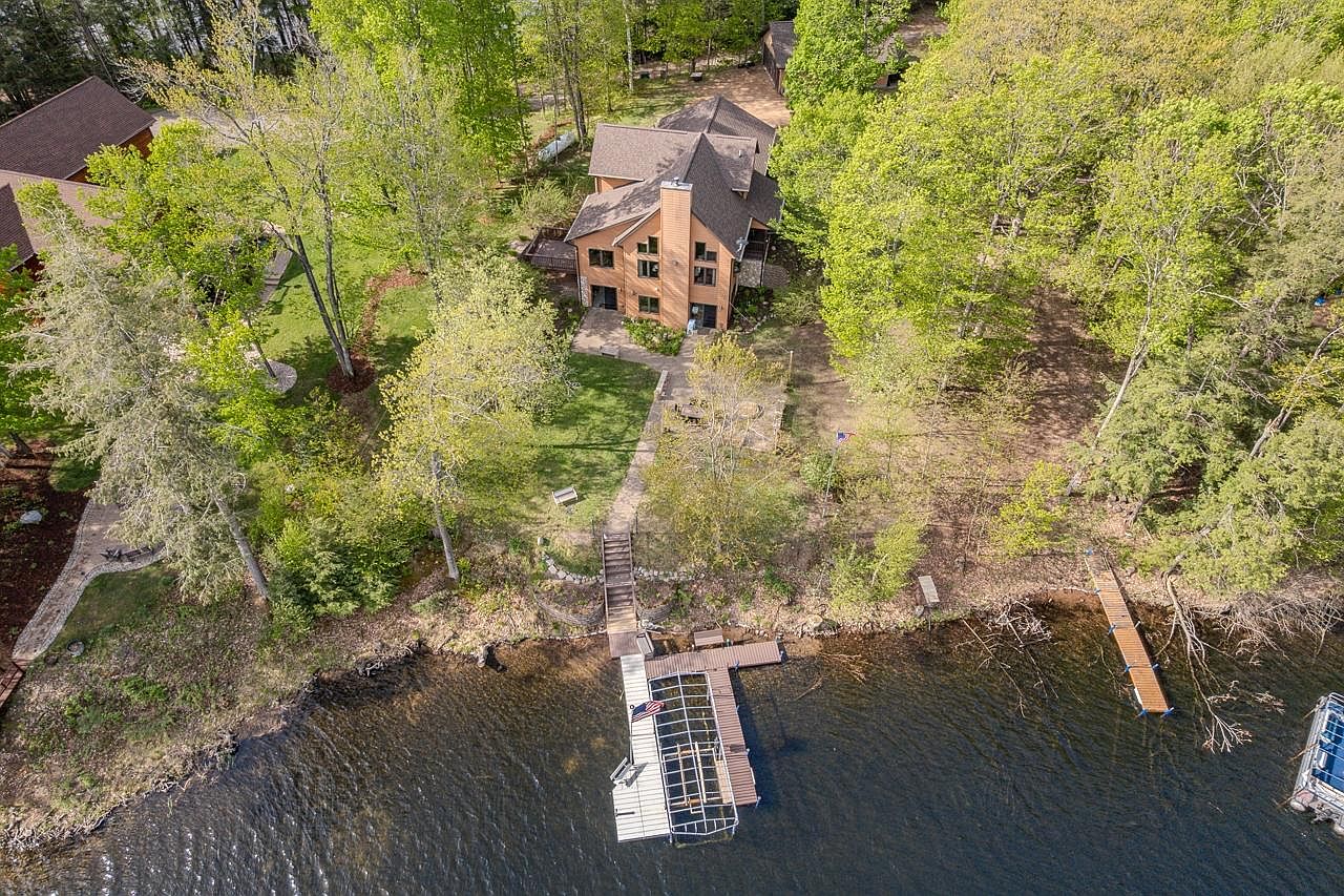 W1465 Lon Basco Ln, Gleason, WI 54435 | Zillow