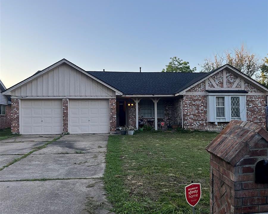 343 Coach Lamp Ln, Houston, TX 77060 | Zillow