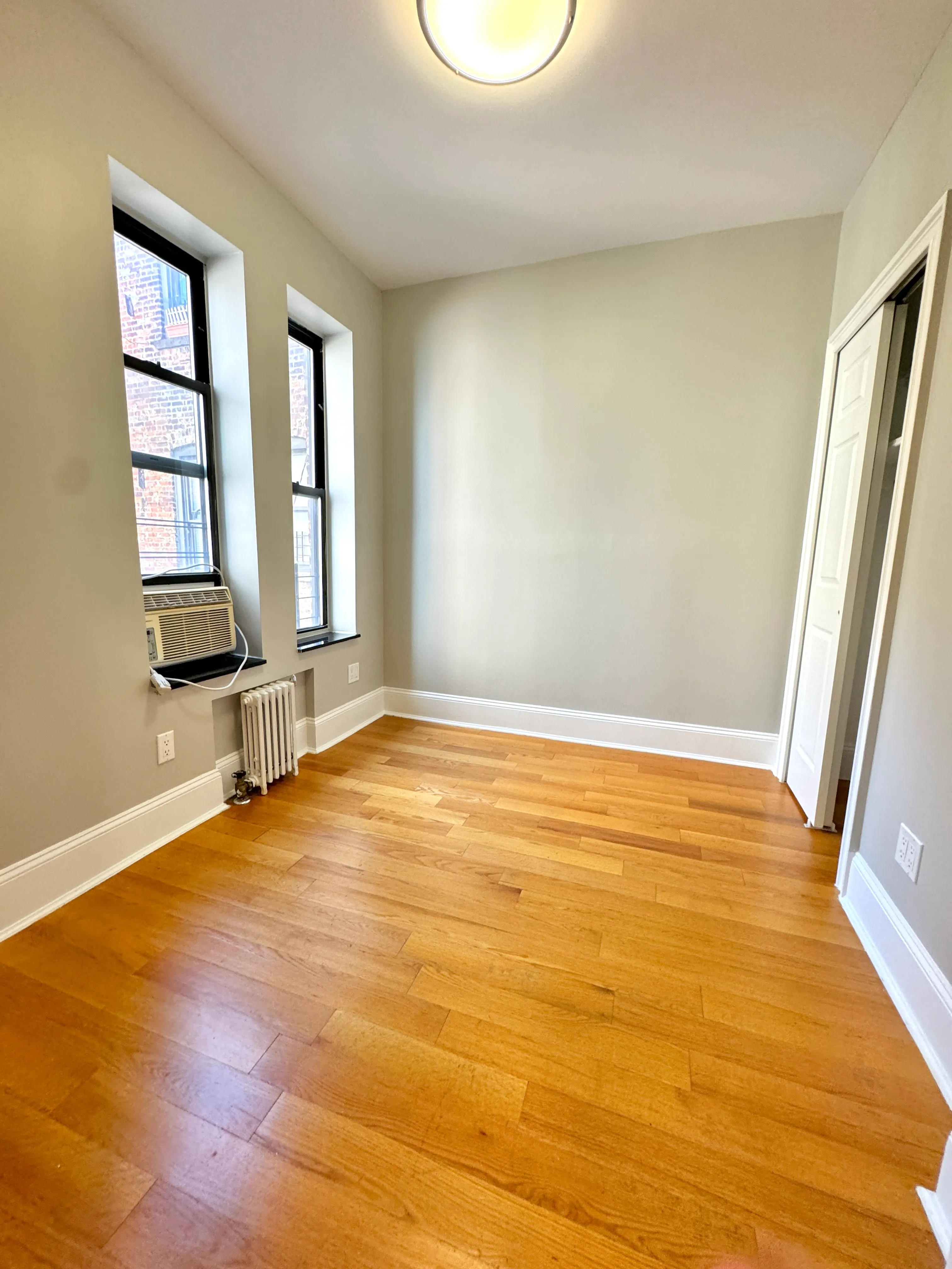 54 Maujer Street #20B in Williamsburg, Brooklyn | StreetEasy