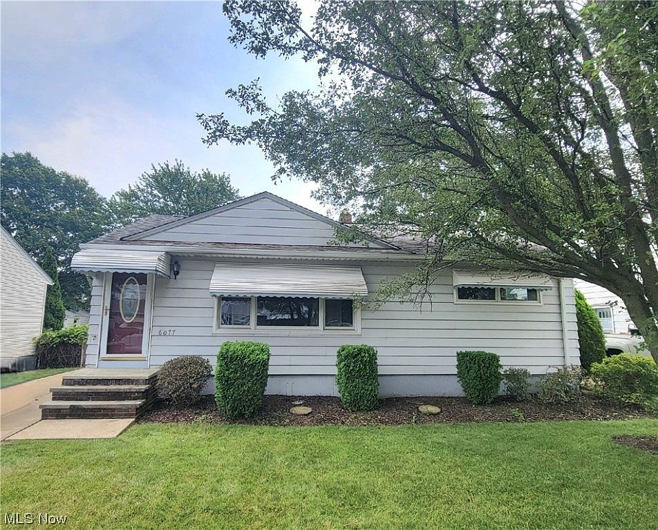 6077 Morrow Dr, Brookpark, OH 44142 | Zillow