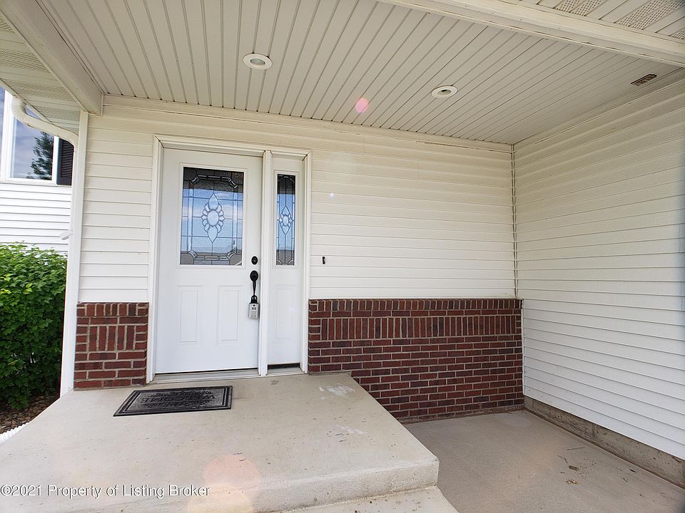 1372 1st Ave E, Dickinson, ND 58601 | Zillow