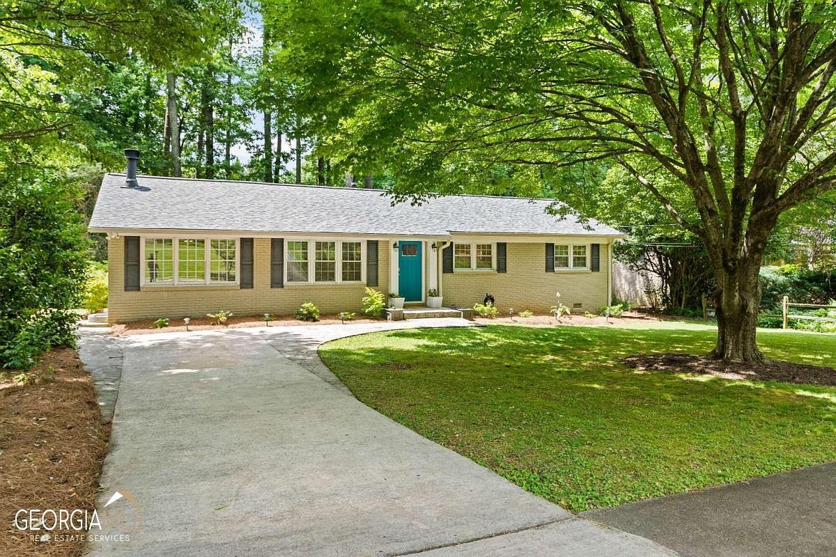 2991 Delcourt Dr, Decatur, GA 30033 | Zillow