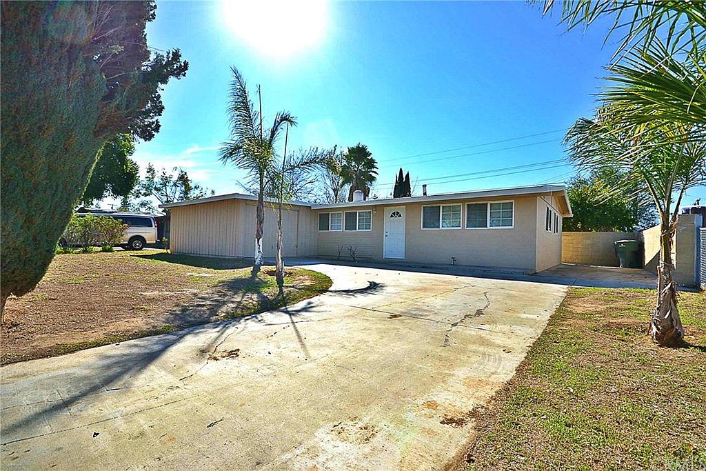 3952 Manchester Pl, Riverside, CA 92503 | Zillow