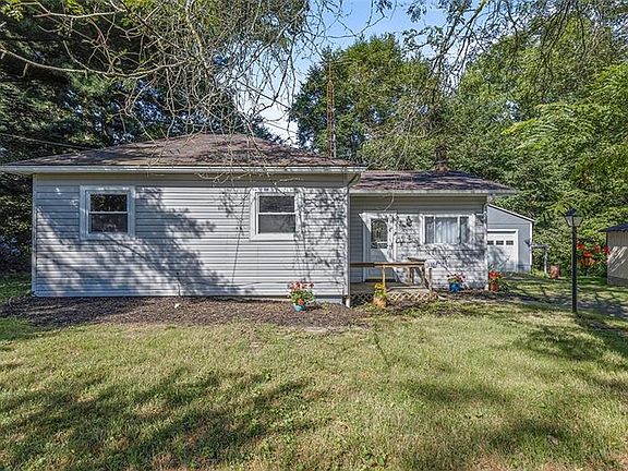 130 Patton Ln, Clinton, PA 15026 | MLS #1660762 | Zillow