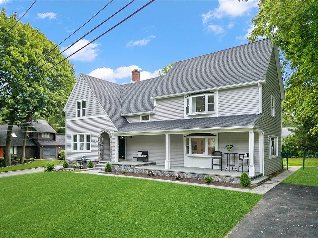 2 Prospect St, Barrington, RI 02806 | Zillow