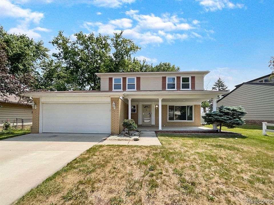 24580 Queens Pointe Dr, Novi, MI 48375 | MLS #20230045745 | Zillow