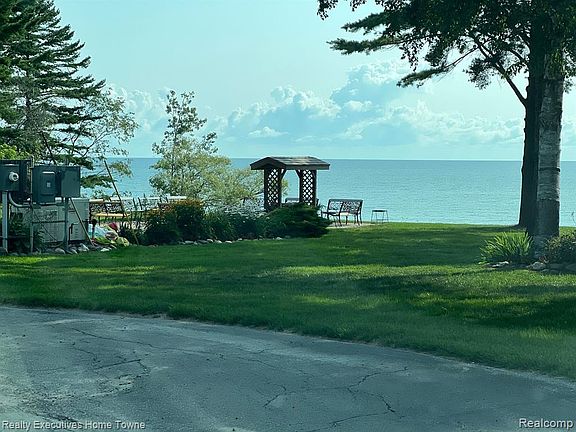 2545-40 S Lakeshore Rd, Applegate, MI 48401 | MLS #20230062865 | Zillow