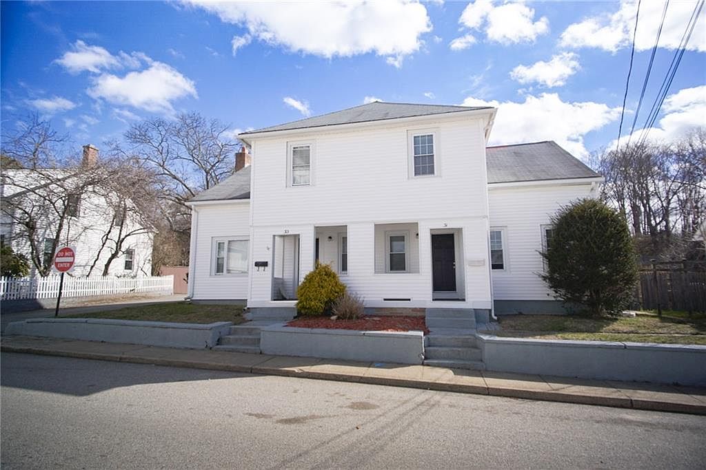 31 Douglas St, West Warwick, RI 02893 | Zillow