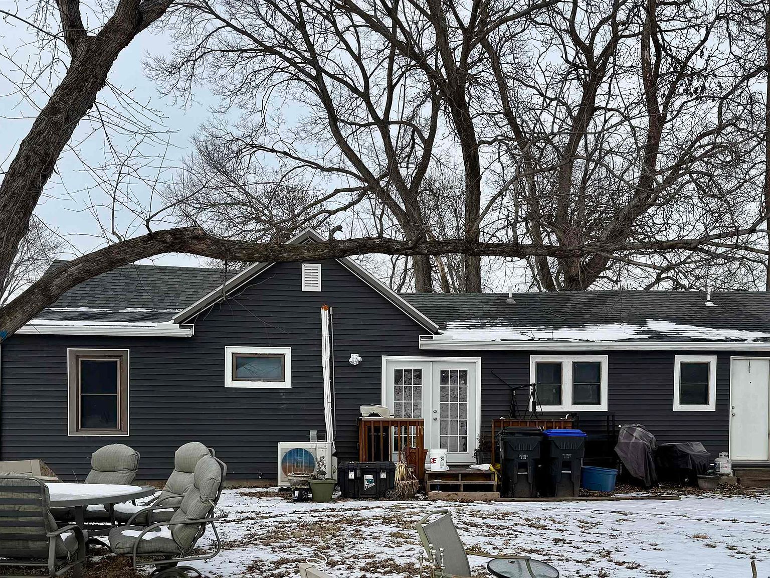 1218 NE Madison St, Topeka, KS 66608 | Zillow