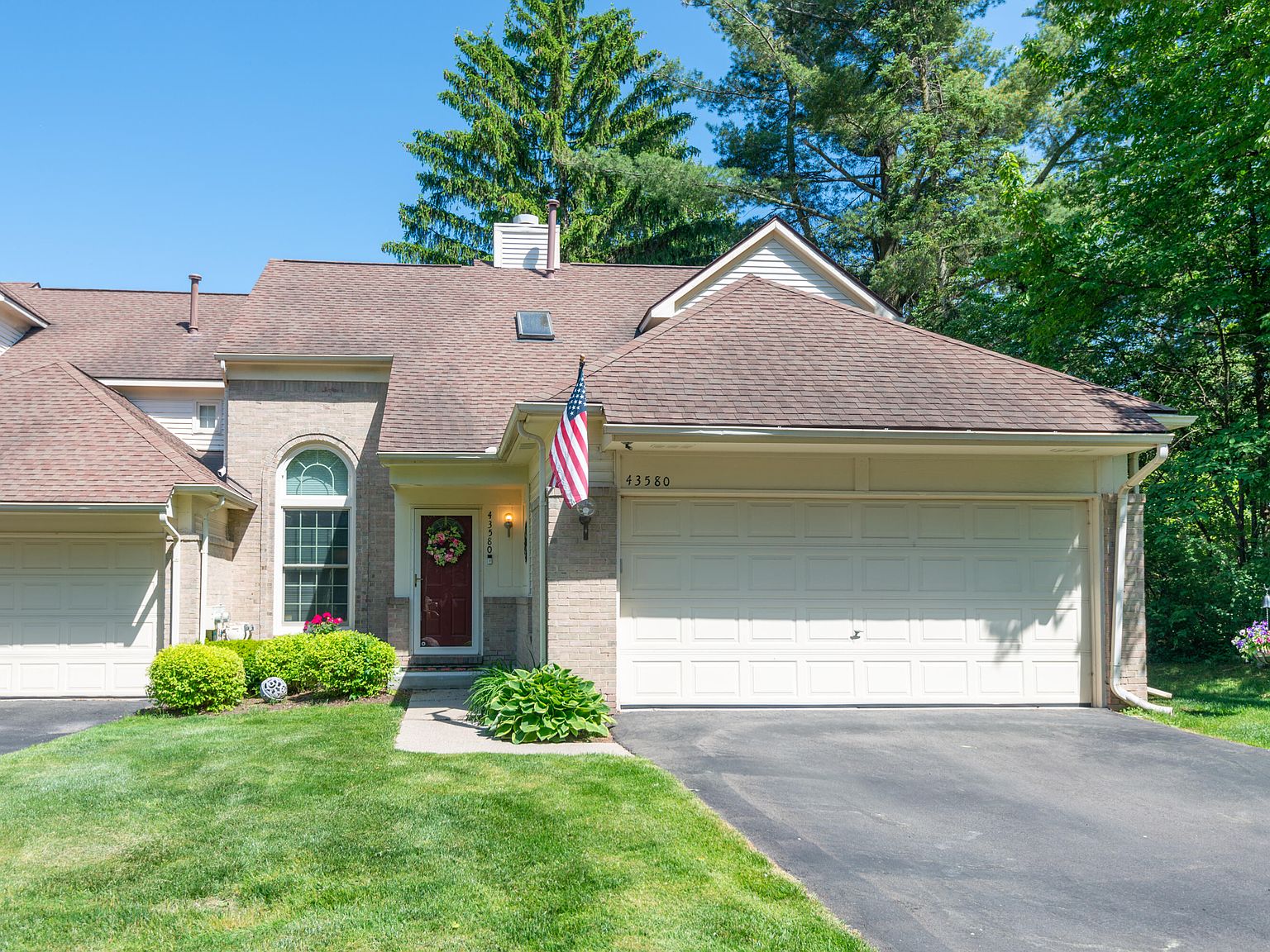 43580 Wendingo Ct, Novi, MI 48375 | Zillow