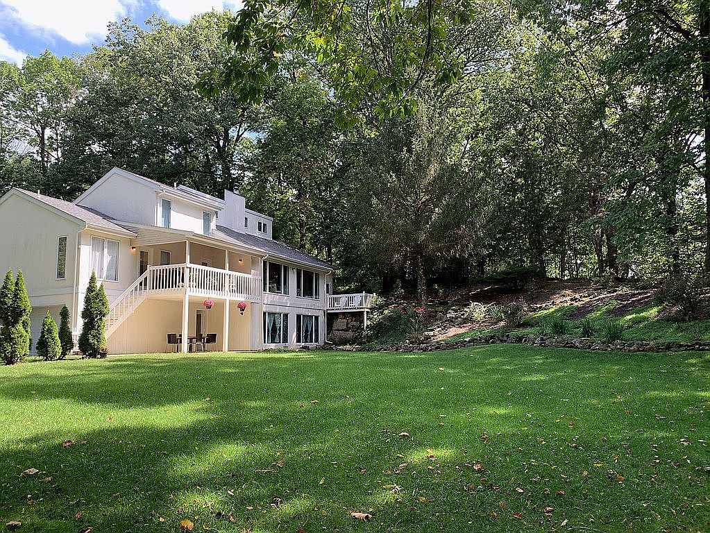 3536 Chain Dam Rd, Easton, PA 18045 | Zillow