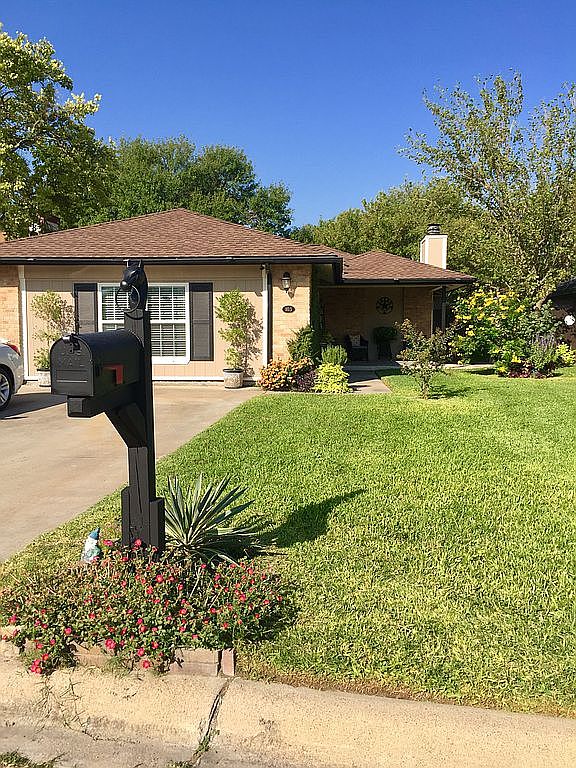 103 Garden Crest Cir, Del Rio, TX 78840 | Zillow