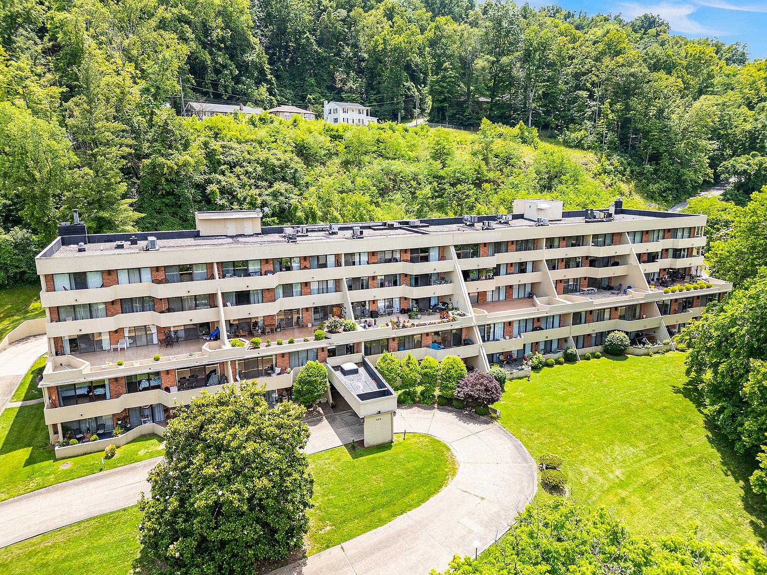 699 Whitaker Blvd W APT 406, Huntington, WV 25701 | Zillow