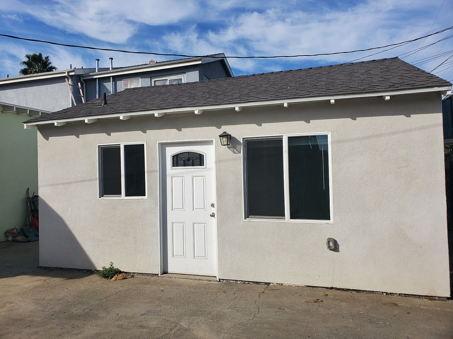 1381 E 48th Pl #B, Los Angeles, CA 90011 | Zillow