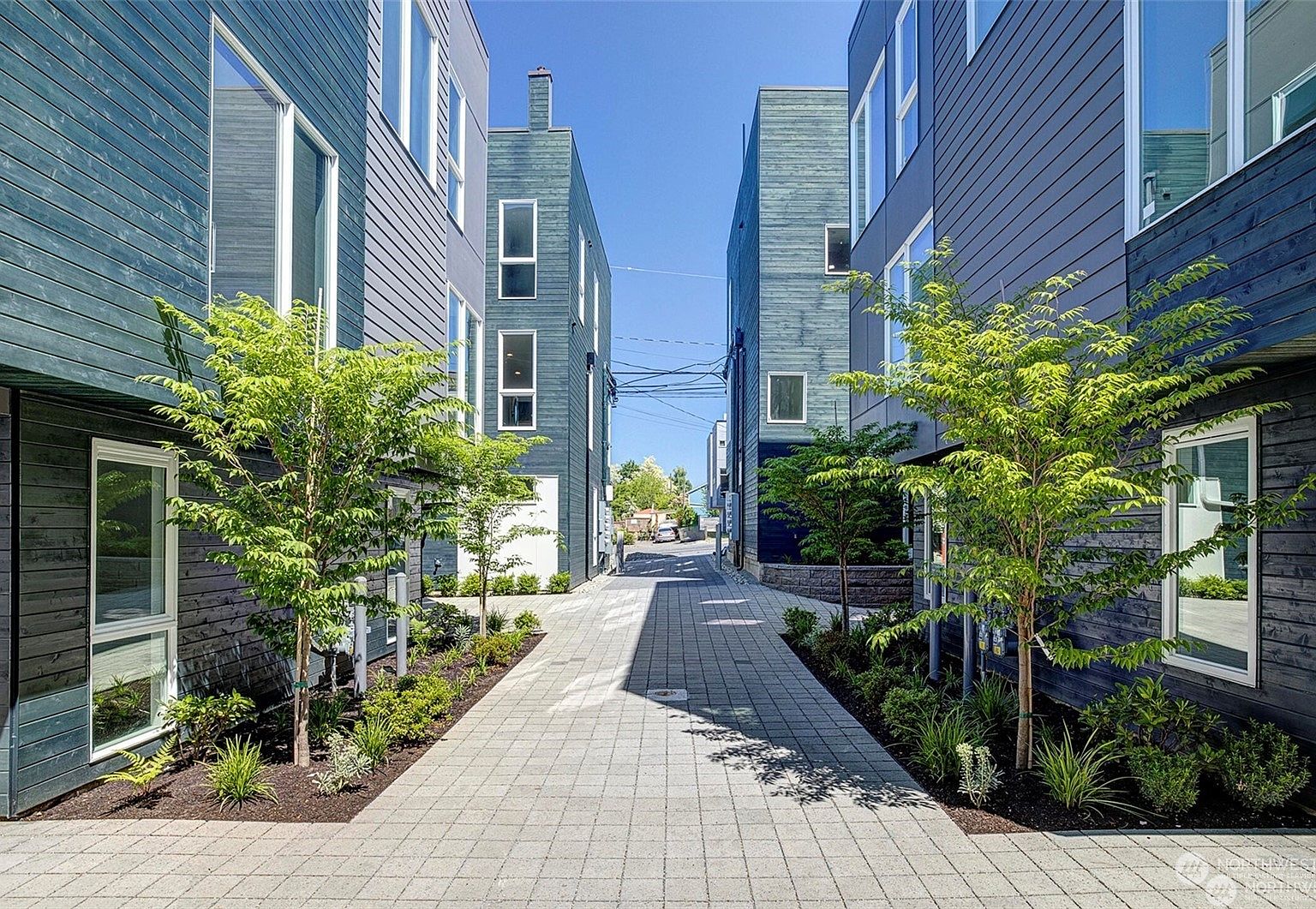 2709 E Yesler Way #A, Seattle, WA 98122 | Zillow