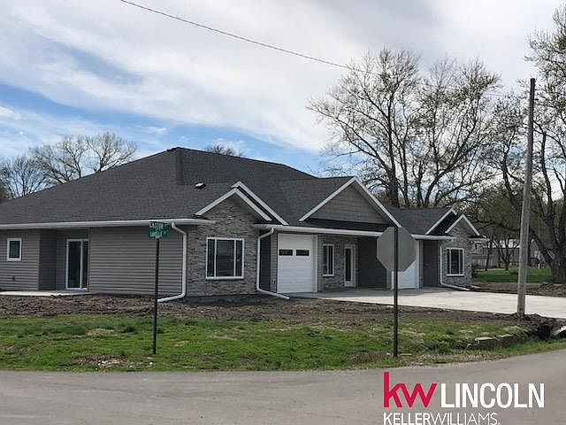 300 Castor St, Diller, NE 68342 | MLS #22415904 | Zillow
