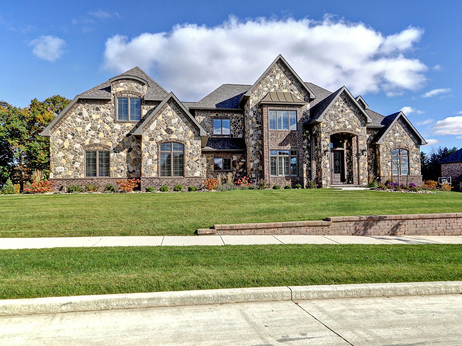 6930 N Purdy Pkwy, Appleton, WI 54913 | Zillow