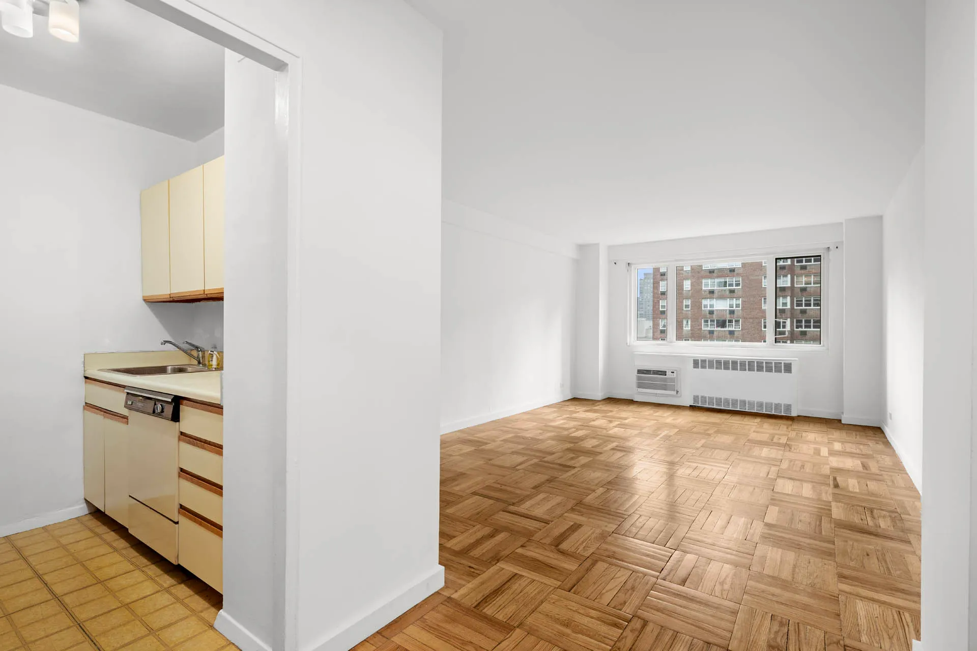 345 West 58th Street #10X in Lincoln Square, Manhattan | StreetEasy