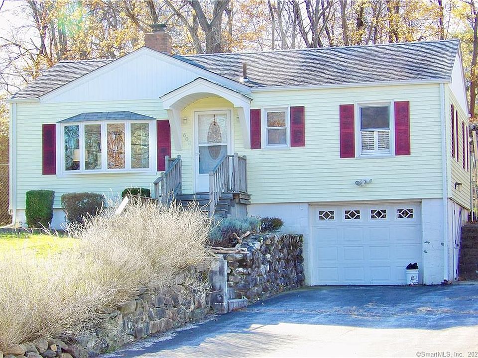 608 Vauxhall Street Ext, Waterford, CT 06385 | MLS #170611588 | Zillow