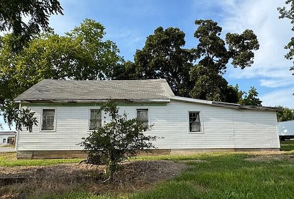 312 S Church Street, Everton, MO 65646 | MLS #60276341 | Zillow