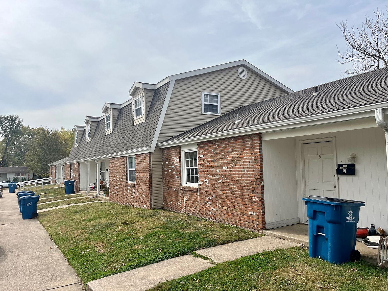 305 S Morningside St #5, Republic, MO 65738 | Zillow