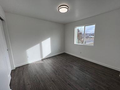 502 10th Ave W #D, Polson, MT 59860 | Zillow