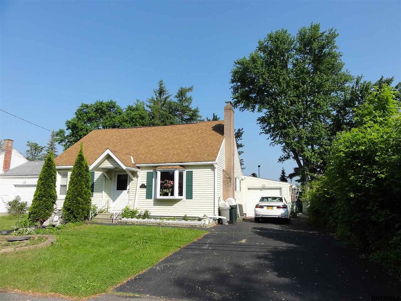 18 Rapple Dr, Albany, NY 12205 | Zillow