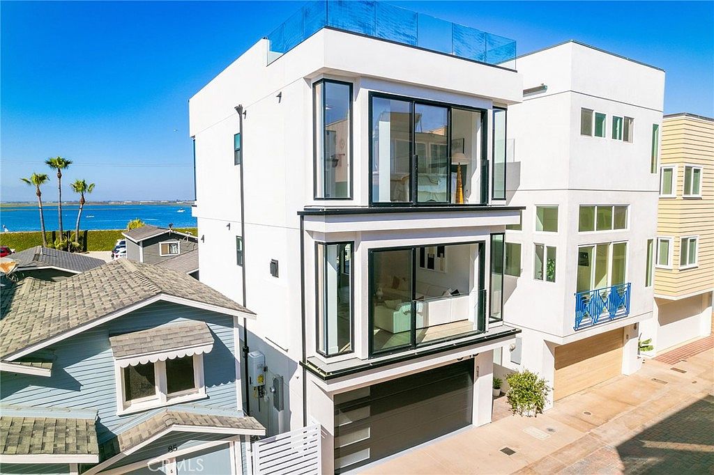 84 B Surfside Ave, Surfside, CA 90743 | Zillow