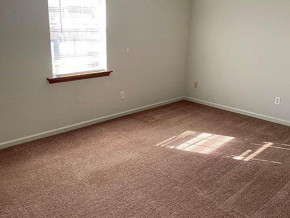 1211 E Fire Tower Rd #G, Greenville, NC 27858 | Zillow