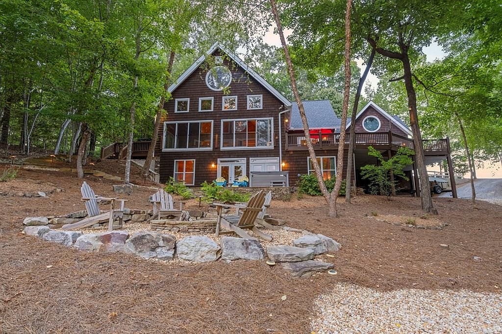 324 Horse Point, Blue Ridge, GA 30513 | Zillow