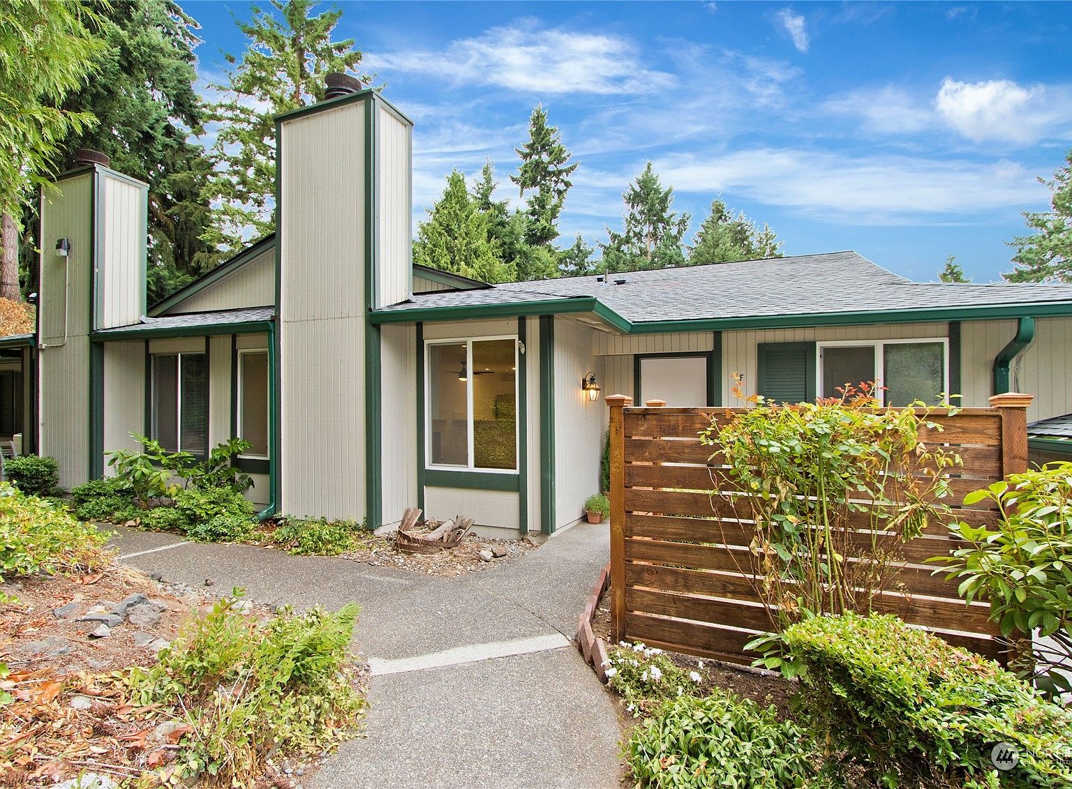 521 S 323rd Place UNIT 17-F, Federal Way, WA 98003 | MLS #2149084 | Zillow